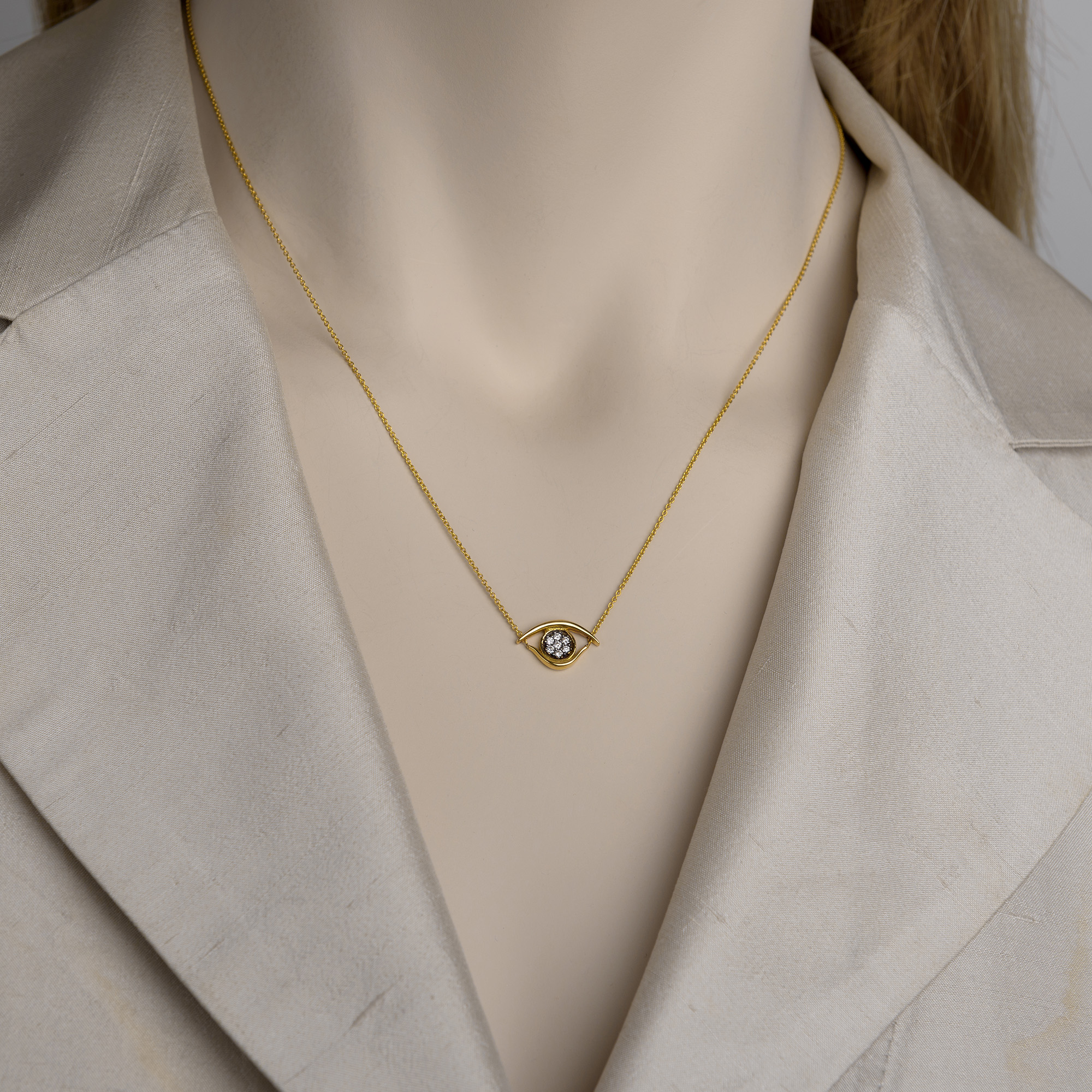 Evil eye pendant in yellow gold and diamonds | KORI Shop