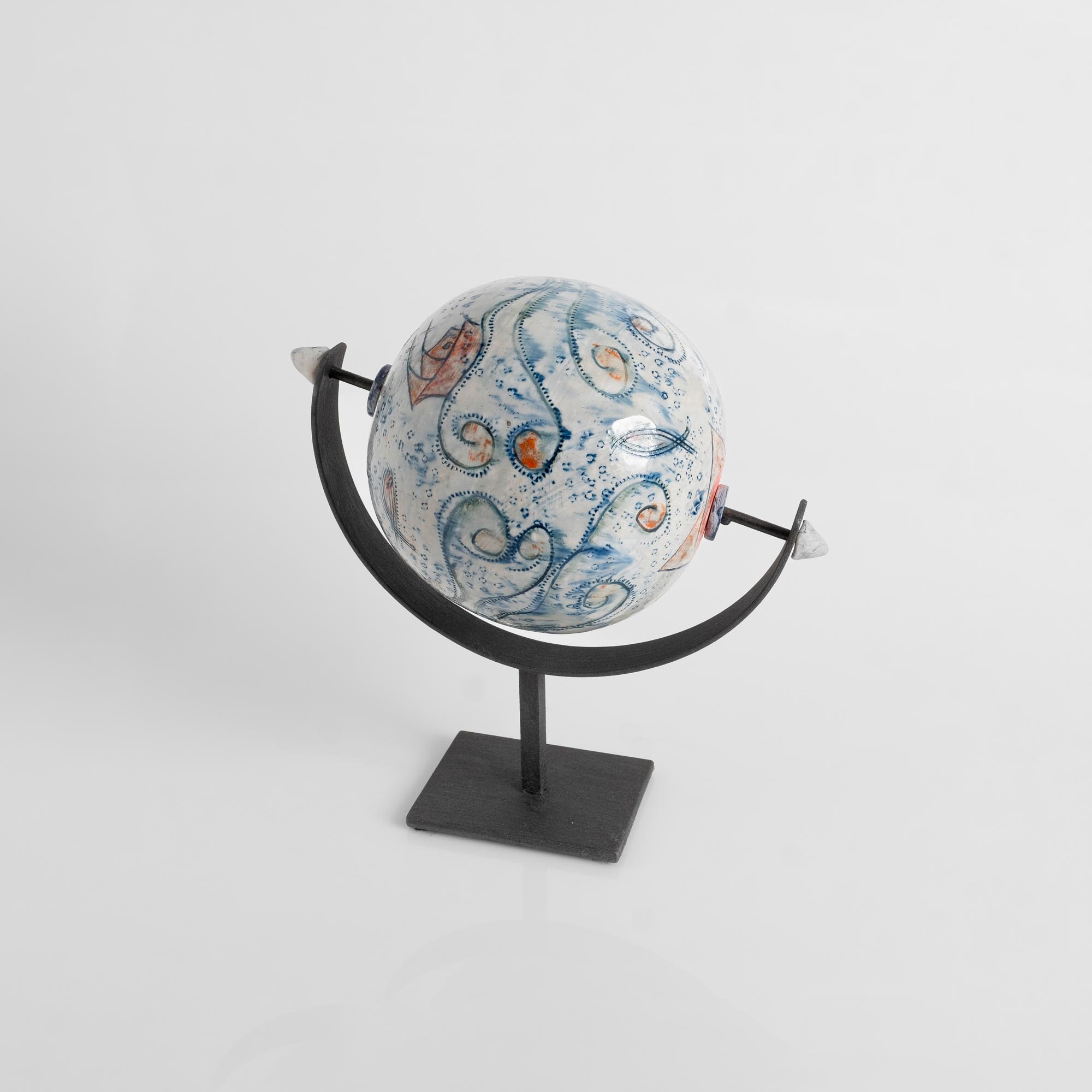 Ceramic globe on a metal base | KORI Shop